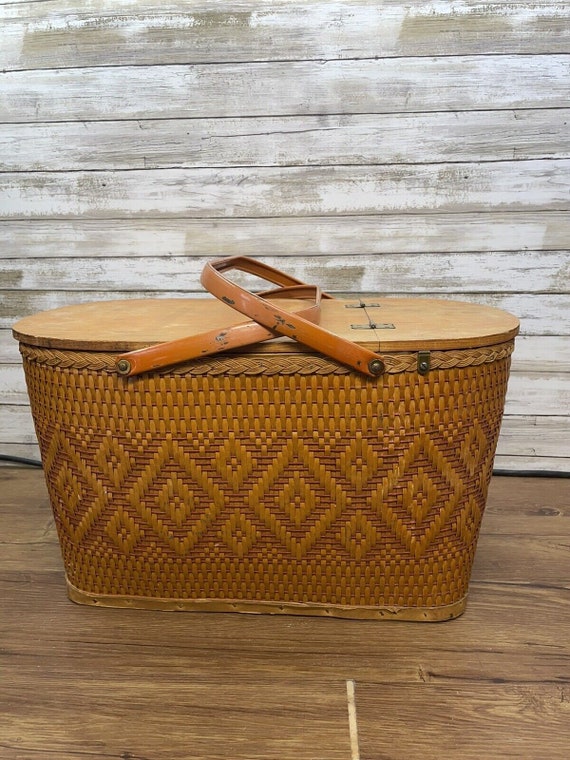 Rattan Picnic Basket Semicircle Beach Straw Luggage L… - Gem