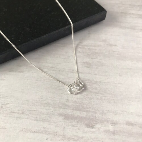 Triple Infinity Link Necklace | Etsy