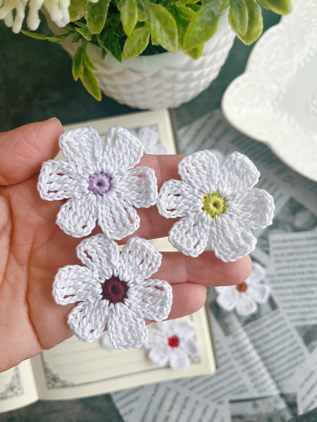 10 Crochet White Flowers, Wedding Decorations , Scrapbooking Flowers, 1 ...