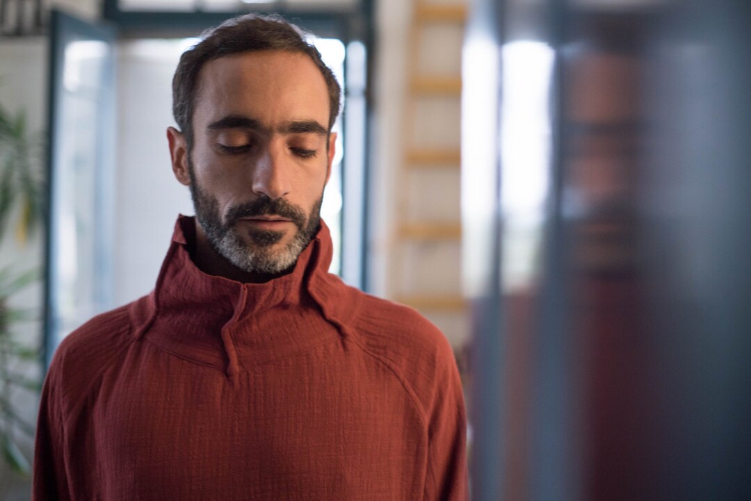 Mens Hemp Red Jumper | Long Sleeve's Shirt | Cosy Pullover | Unisex ...