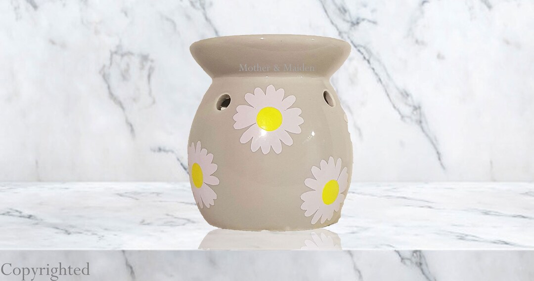 Daisies Wax Burner, Grey Oil Burner Flower Design, Daisy Chain, Floral ...