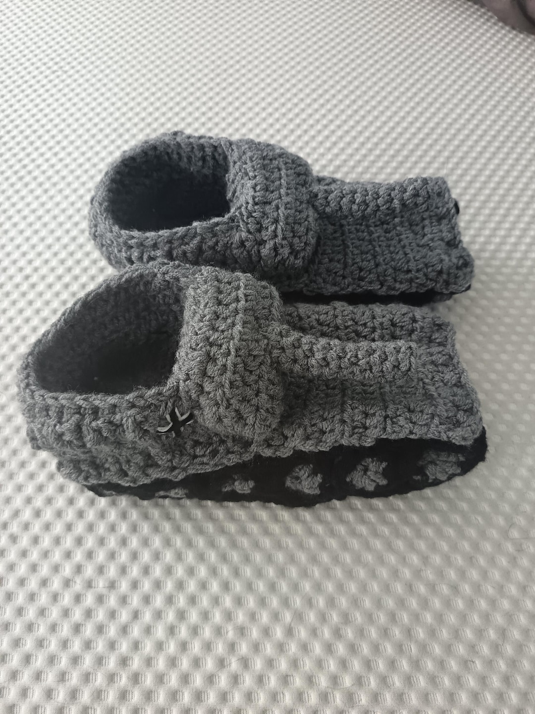 Crochet Tank Slippers Pattern: Funny Panzer Design (PDF Download) Men's ...