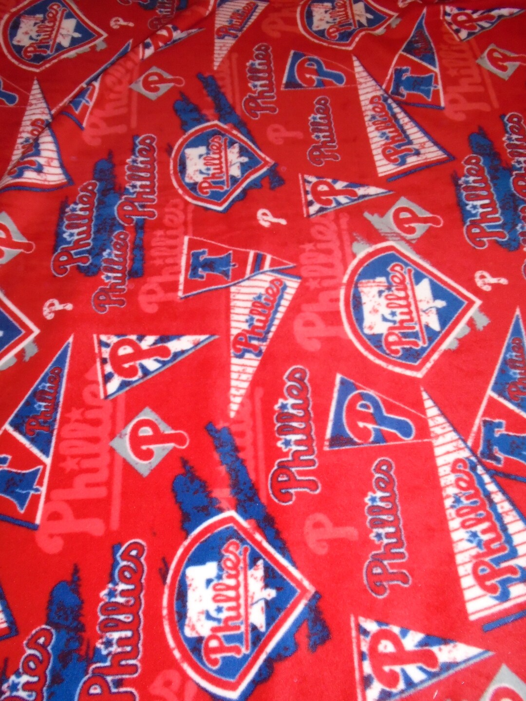 Philadelphia Phillies Major League Baseball Double Sided Hand Tied ...