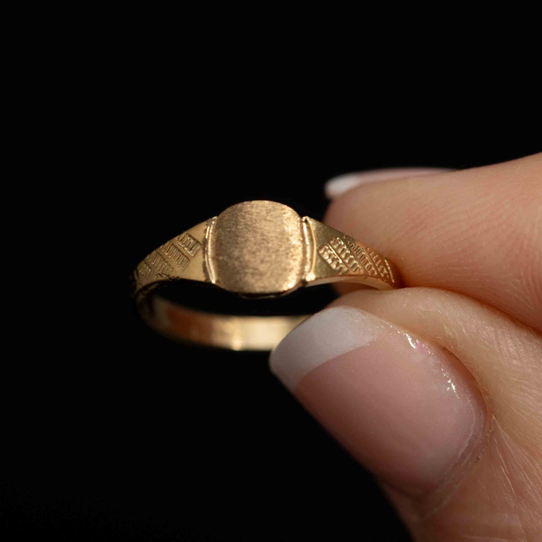 Delicate 10K Gold Etched Signet Ring With Crosshatched Shoulder Designs ...