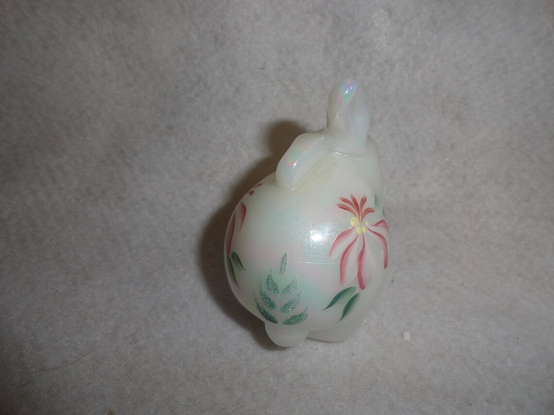 Fenton Hand Painted Pearly Bunny Rabbit Figurine - Etsy