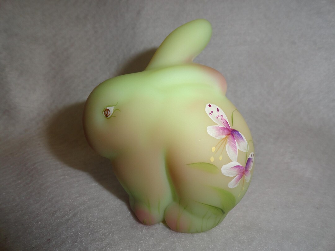 Fenton Hand Painted Burmese Bunny Rabbit Figurine - GLOWS! - Etsy