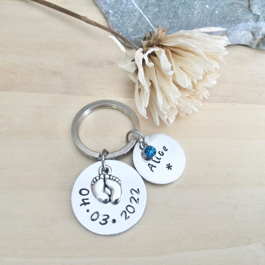 Key Ring Date of Birth With Baby First Name and Birthstone, Baby Foot ...
