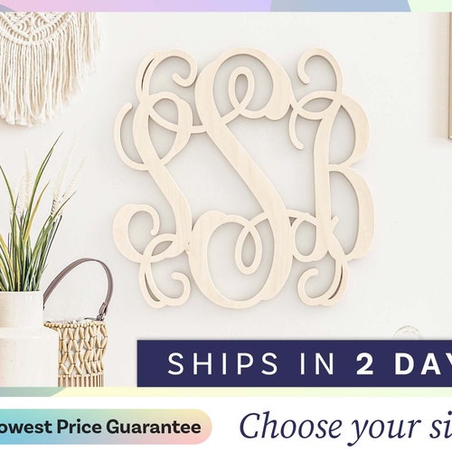 Wooden Monogram Wall Hanging door Hanger Wedding Monogram - Etsy