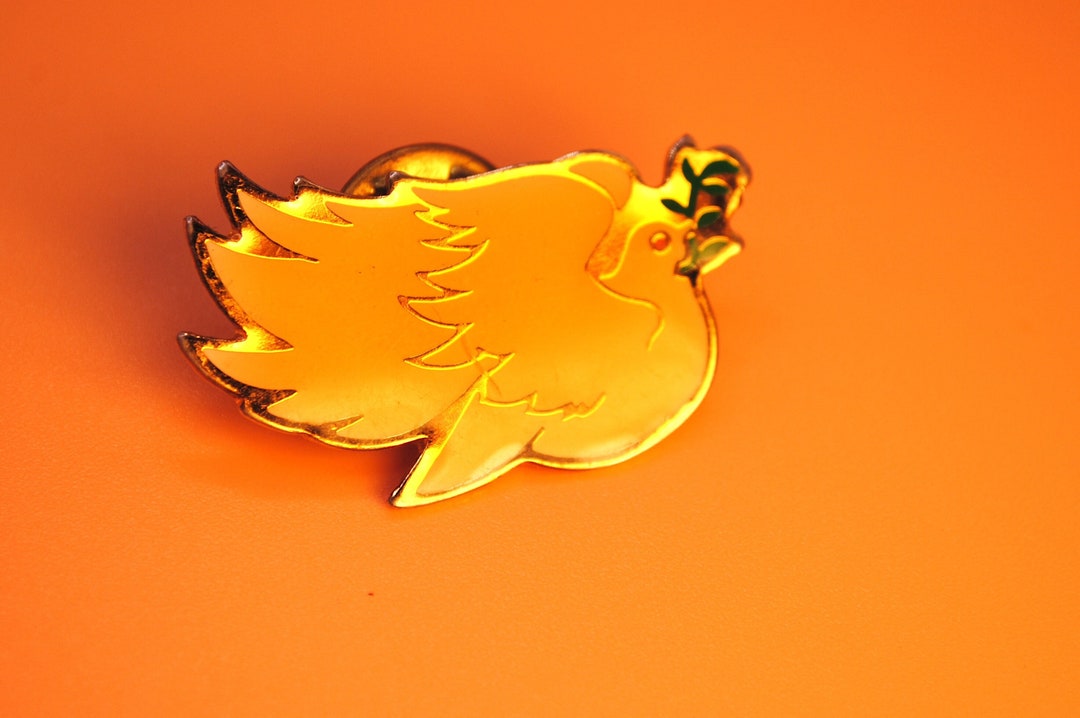 Dove Peace Gold Vintage Enamel Lapel Pin - Etsy