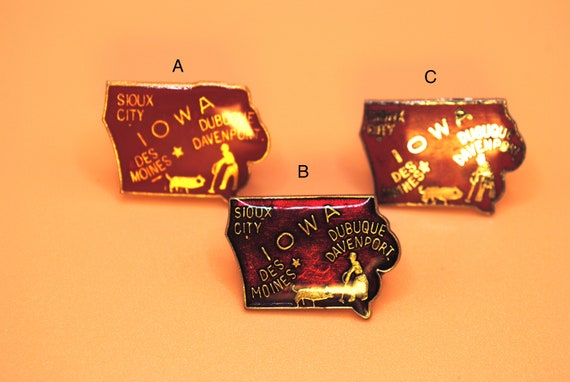 Iowa Vintage Enamel Lapel Pin or Charm - Gem