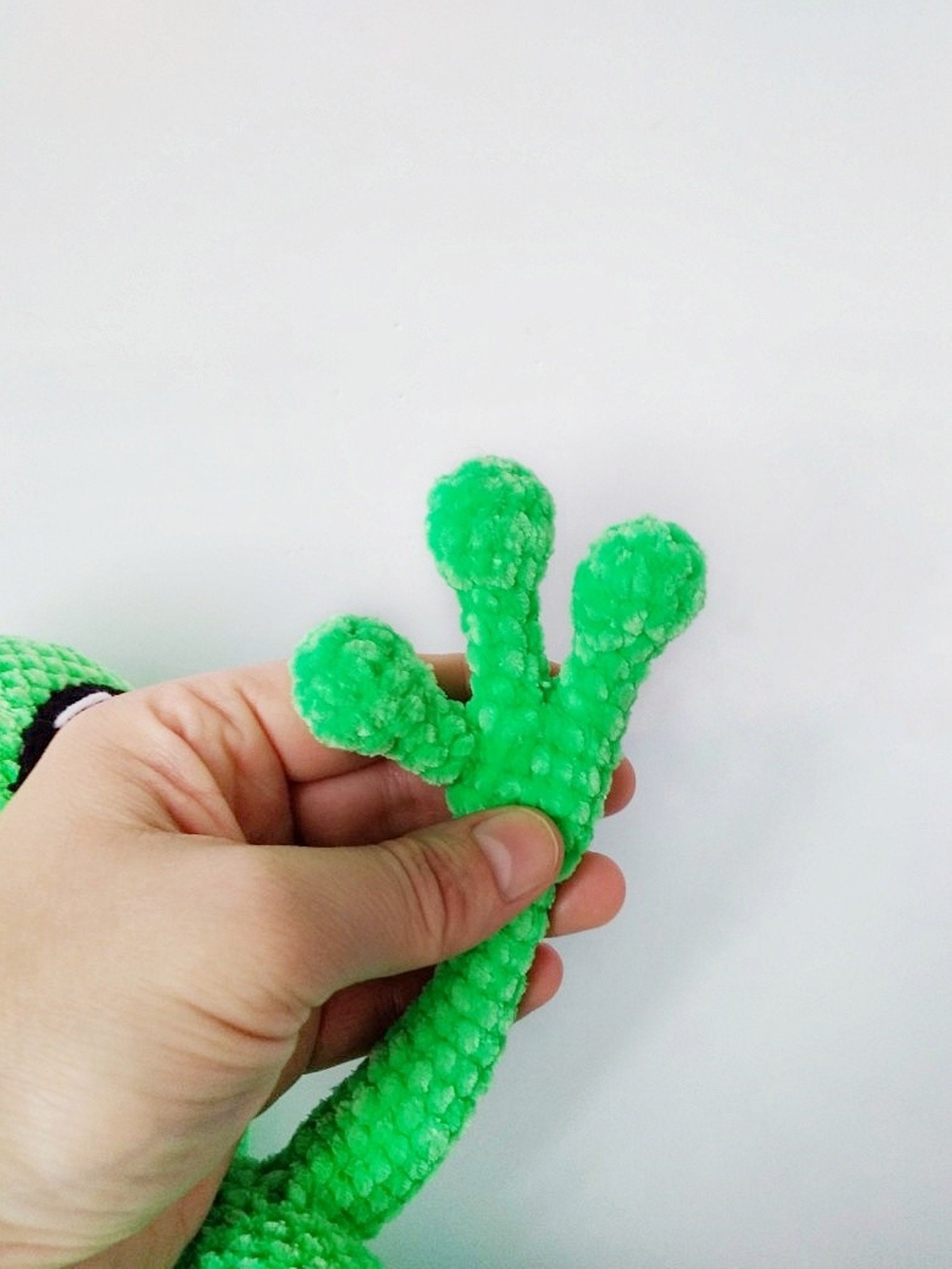 Cute Alien Plushie Toy Space Science Toy Alien Doll UFO Decor | Etsy