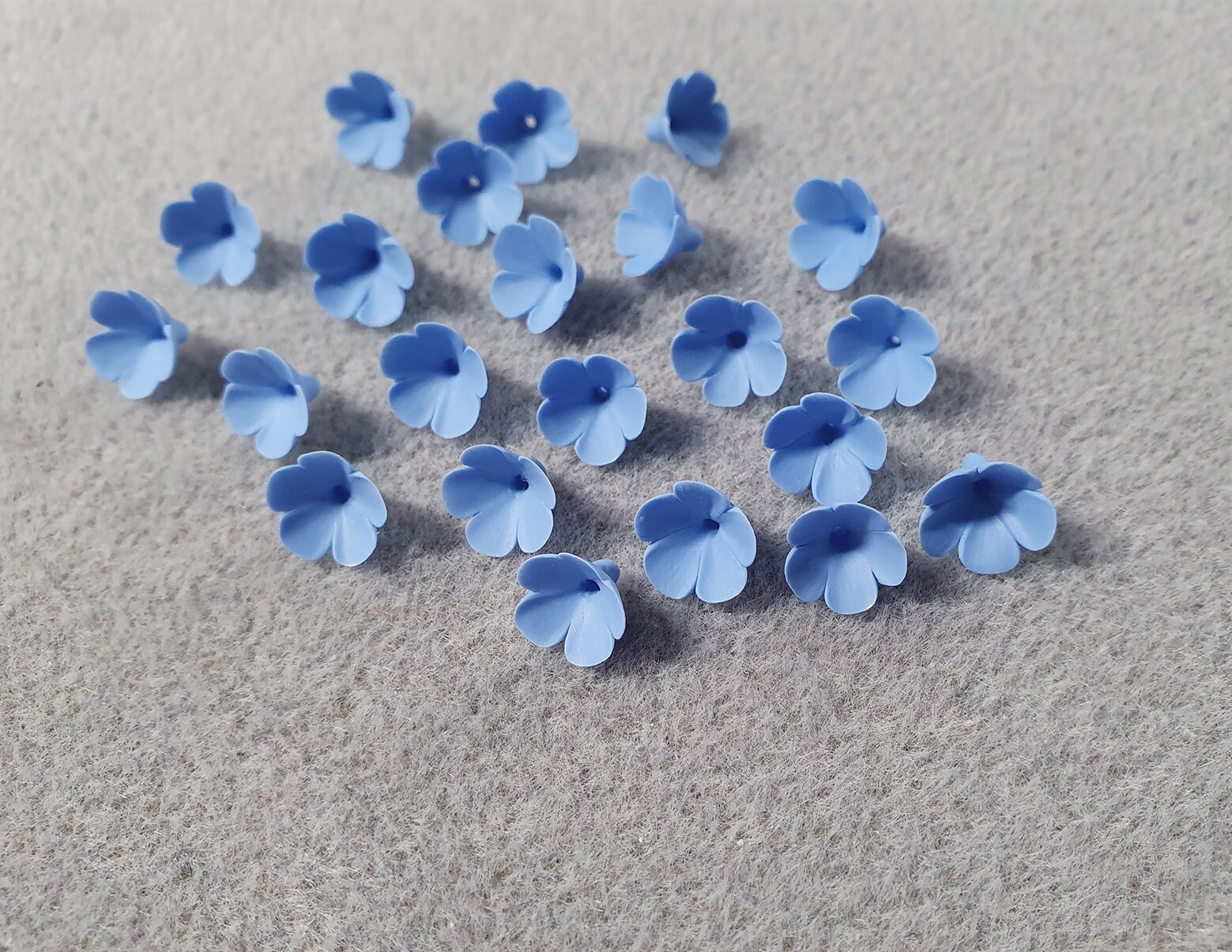 Polymer Clay Flowers, Light Blue Flowers Beads, Floral Beads Polymer ...