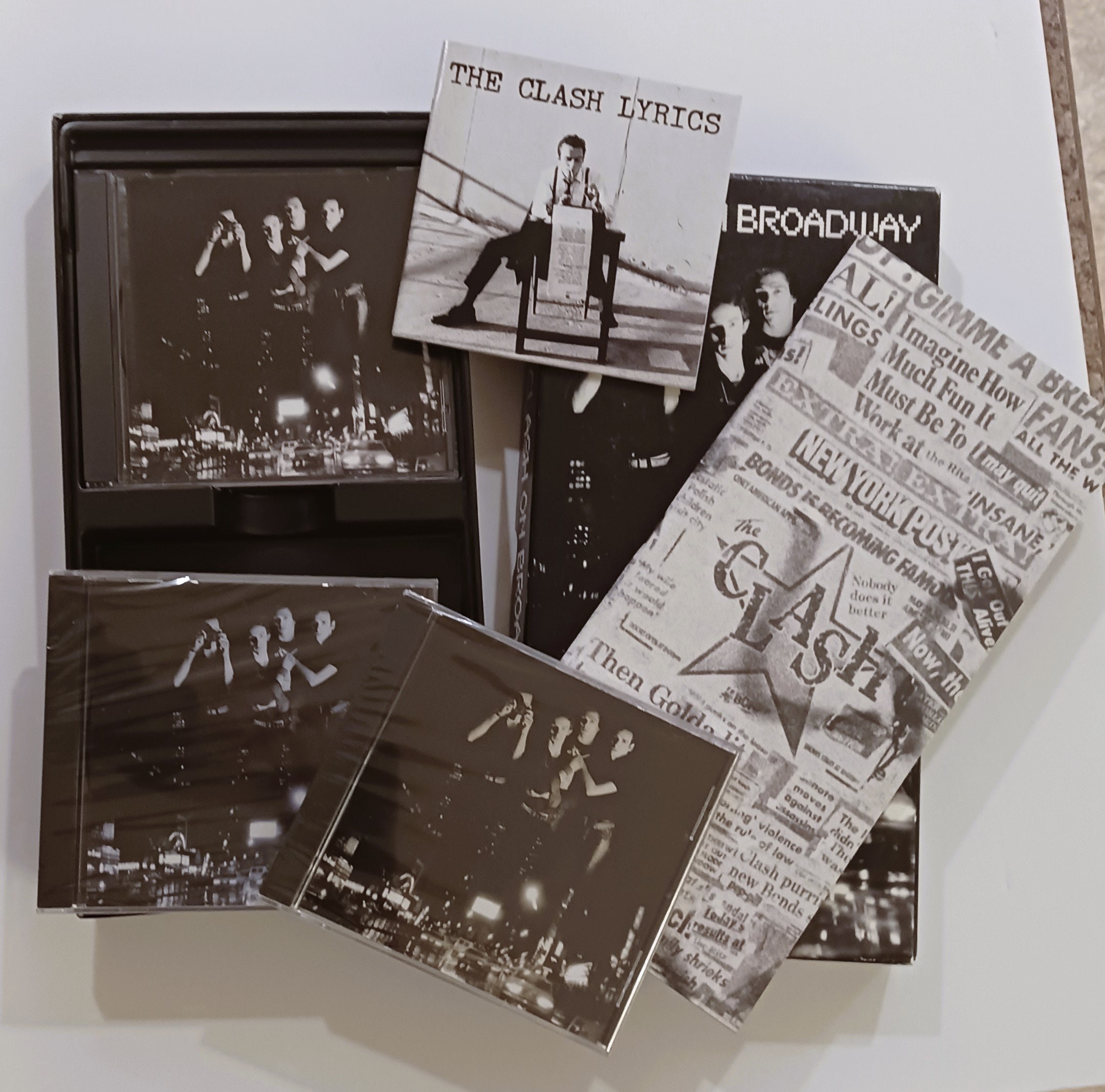 The Clash Clash on Broadway 3 CD Box Set With 2 Booklets 1991 2 of 3 ...