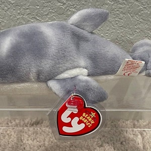 Ty Beanie Babies - Water Creatures - Sharks and Dolphins - Chompers ...