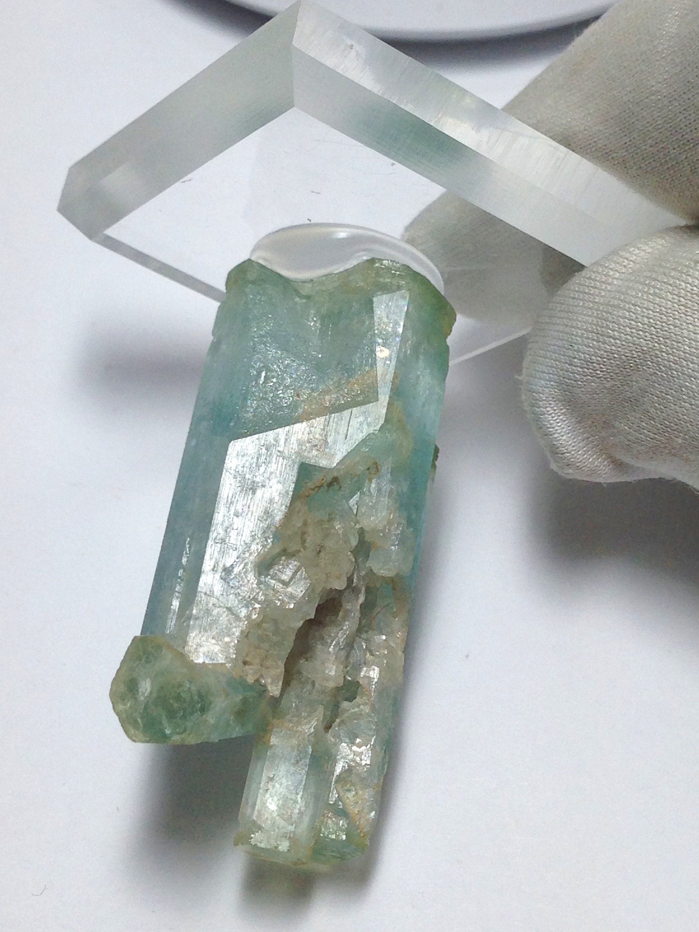 RARE Heliodor Cap Aquamarine specimen from Namibia - High Quality Gemmy ...