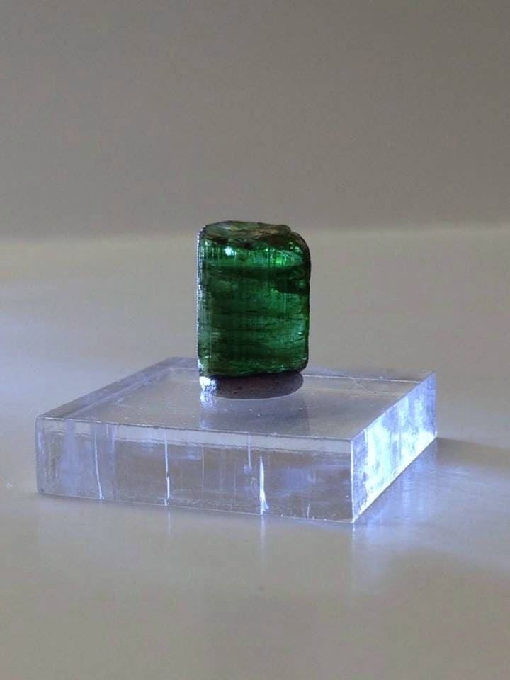 Maine Tourmaline Crystal - Gemmy Dark Green Elbaite from Mount Mica ...