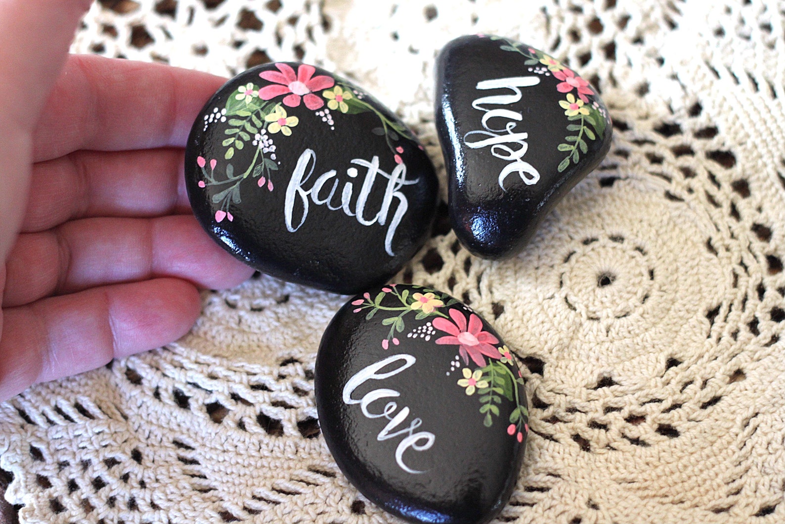Set of 3 painted rocks Faith hope love painted rocks faith | Etsy