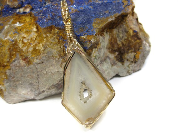 ON SALE: Brazilian Polyhedroid/polyhedron Agate Pendant in 14k - Etsy