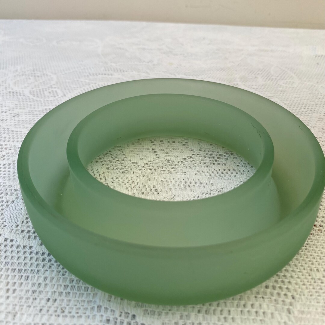 Art Deco Green Frosted Glass Bagley Circular Posy/flower Trough Ring ...