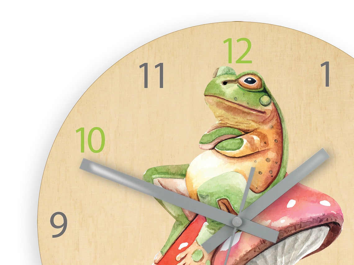 Personalized Wooden Clock Sweet Frog With Name Dates | Etsy