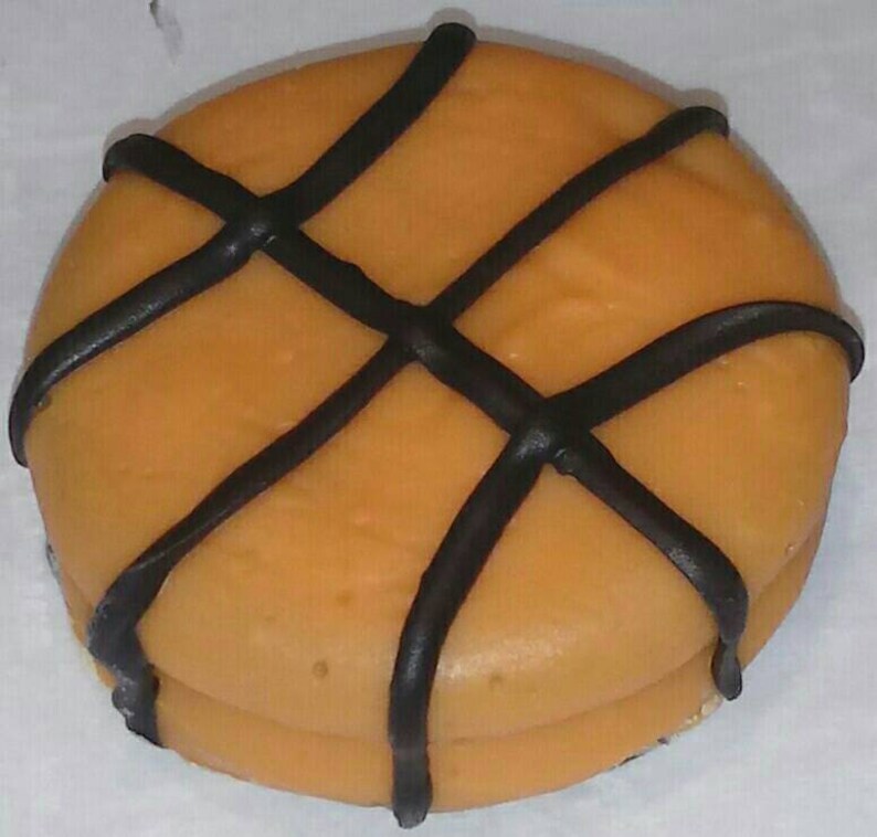 12 Basketball Themed Chocolate Covered Oreo Cookies - Etsy