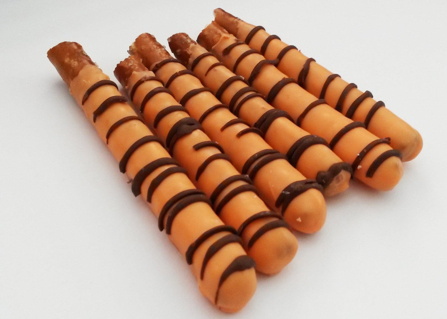 12 Tiger Striped Orange and Milk Chocolate Covered Pretzels - Etsy
