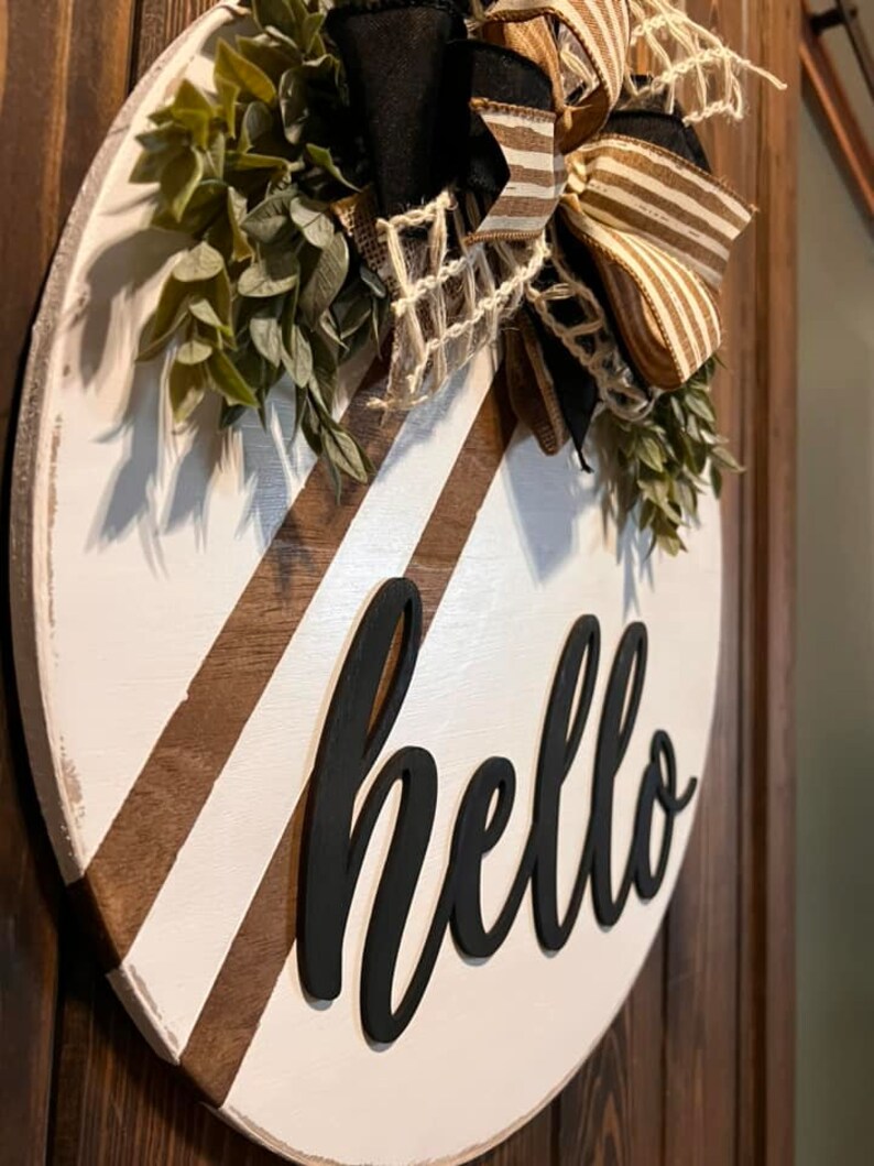 Hello Front Door Wooden Round Sign, Farmhouse Door Decor, Newlywed ...