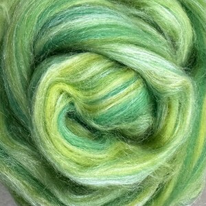 GREEN ROVING Limited Bundle, Shades of Green 23 Micron Merino Rovings ...