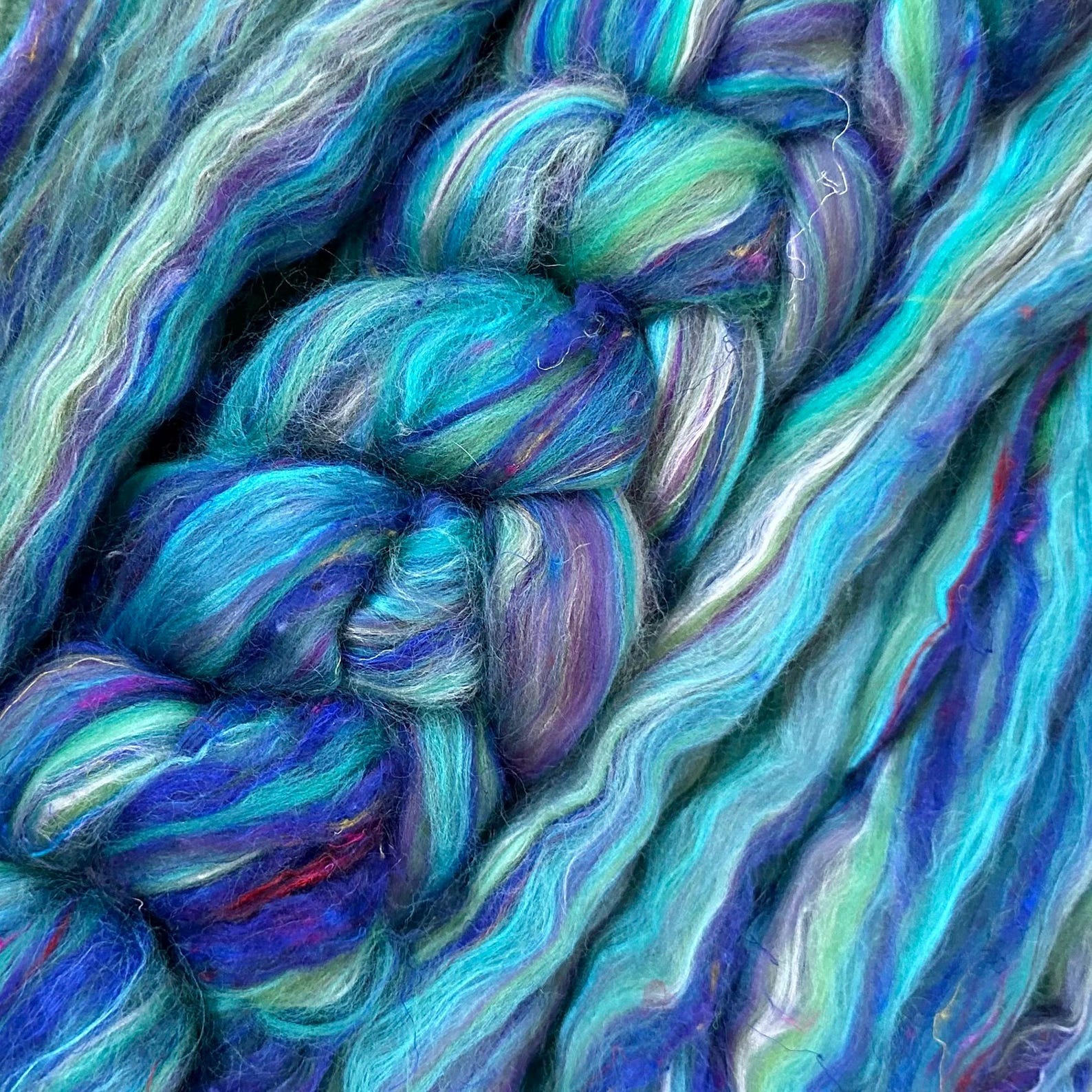 ROVING Mermaid, Blue Green Purple 19 Micron Merino Silk Combed Top ...