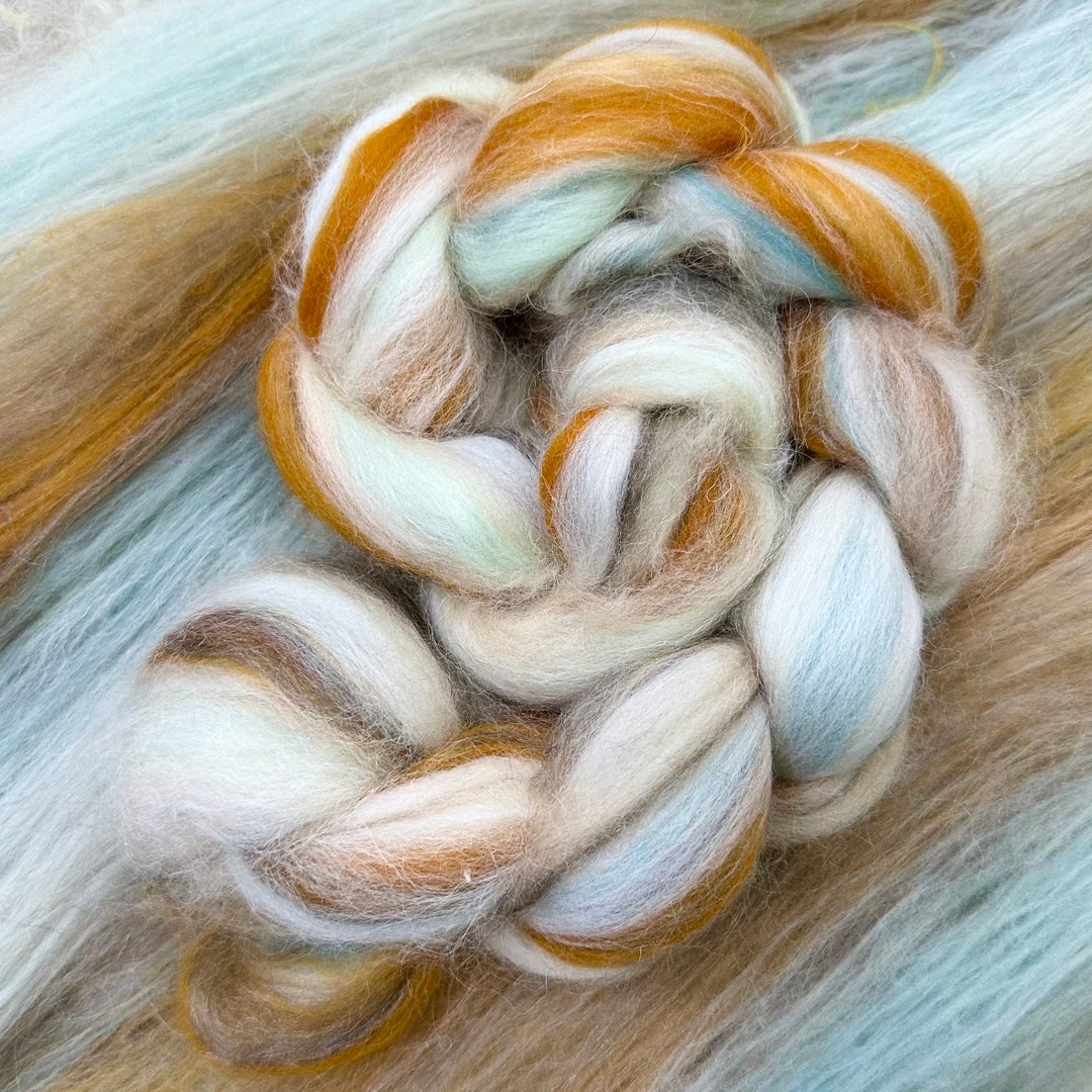 ROVING Kookaburra, Merino Silk Alpaca Roving, Amber Aqua Cream Combed ...