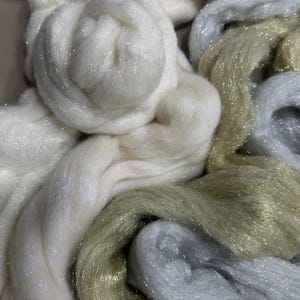 WHITE SPARKLE Roving, Holiday Christmas Felting Wool, White Wool With ...