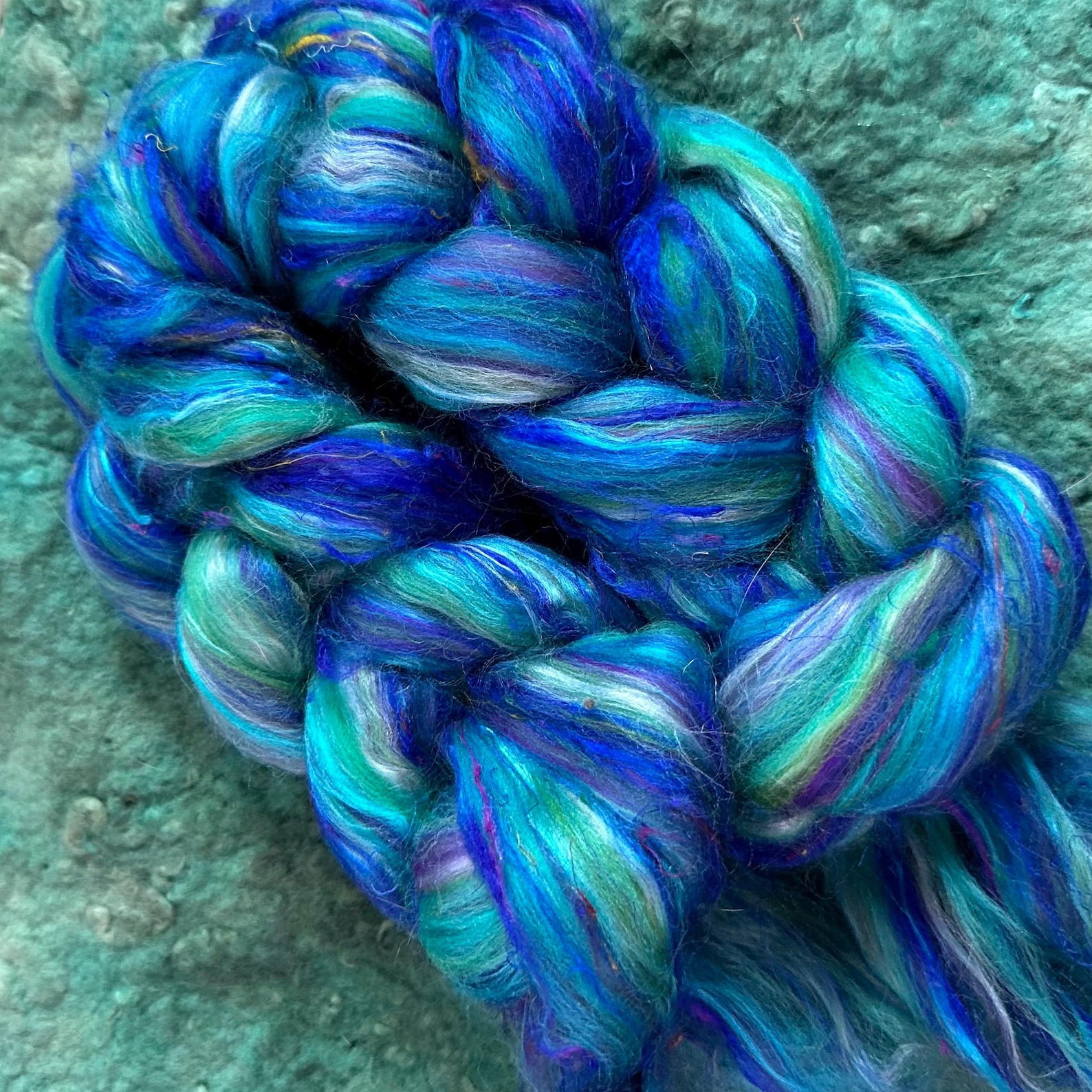 ROVING Mermaid, Blue Green Purple 19 Micron Merino Silk Combed Top ...