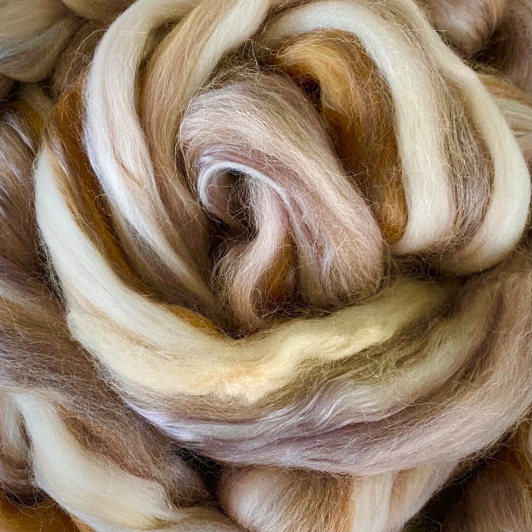 ROVING Cockleshells, Seashells Combed Top, Neutral Cream Rose Gold ...