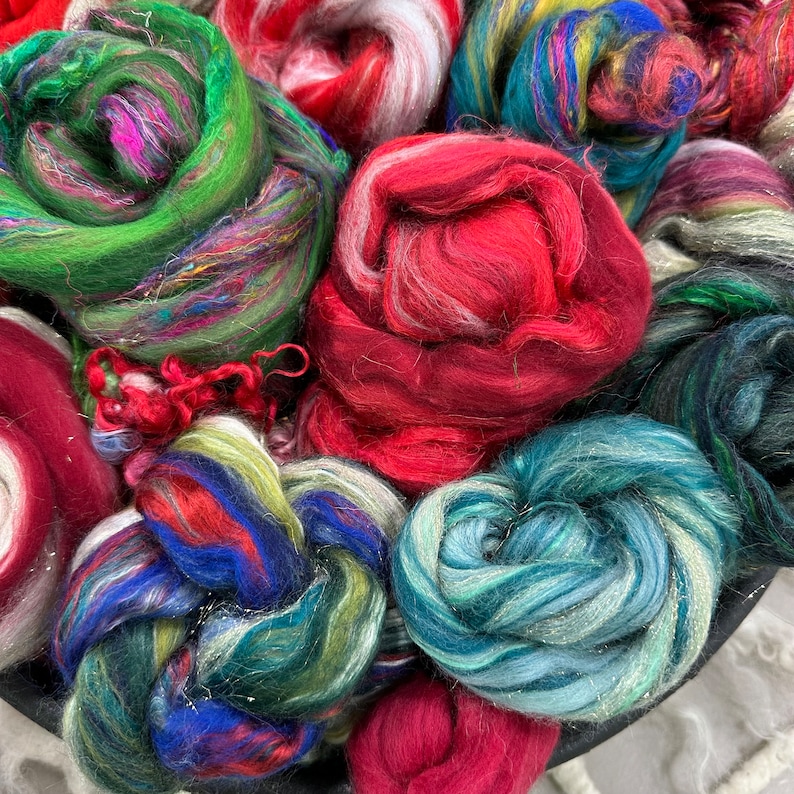CHRISTMAS Fiber Bundle,holiday Fiber Assortment, Red, Green Sparkly ...