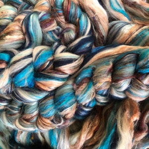 ROVING Beachfront, Sand and Sea Merino Sari Silk Roving, Ocean Spinning ...