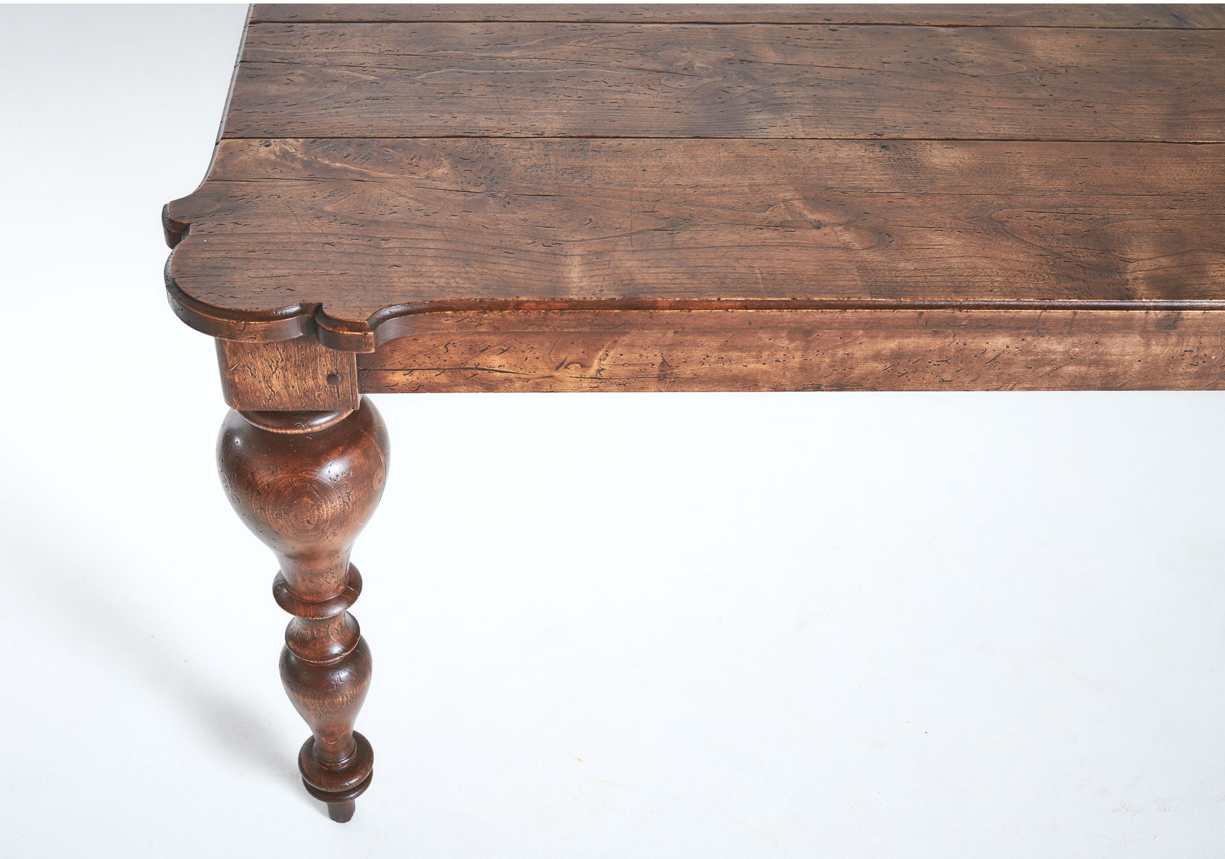 810 Extension Table, Farmhouse Table, Antique Finish, Extending Table ...