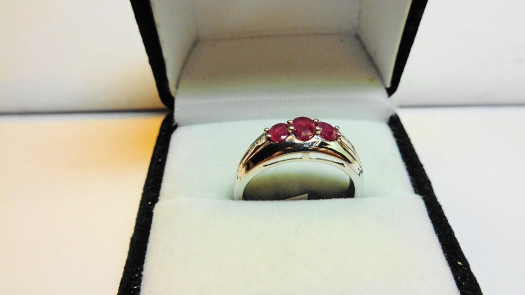 14kt. Gold Natural Ruby Ring. - Etsy