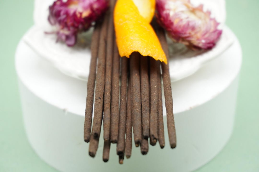 El Castillo Hand Rolled Natural Orange Blossom & Night Flower Incense ...