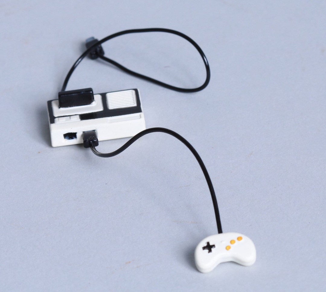 1:12 Scale Video Game Controller Game Gaming Dollhouse Miniatures ...