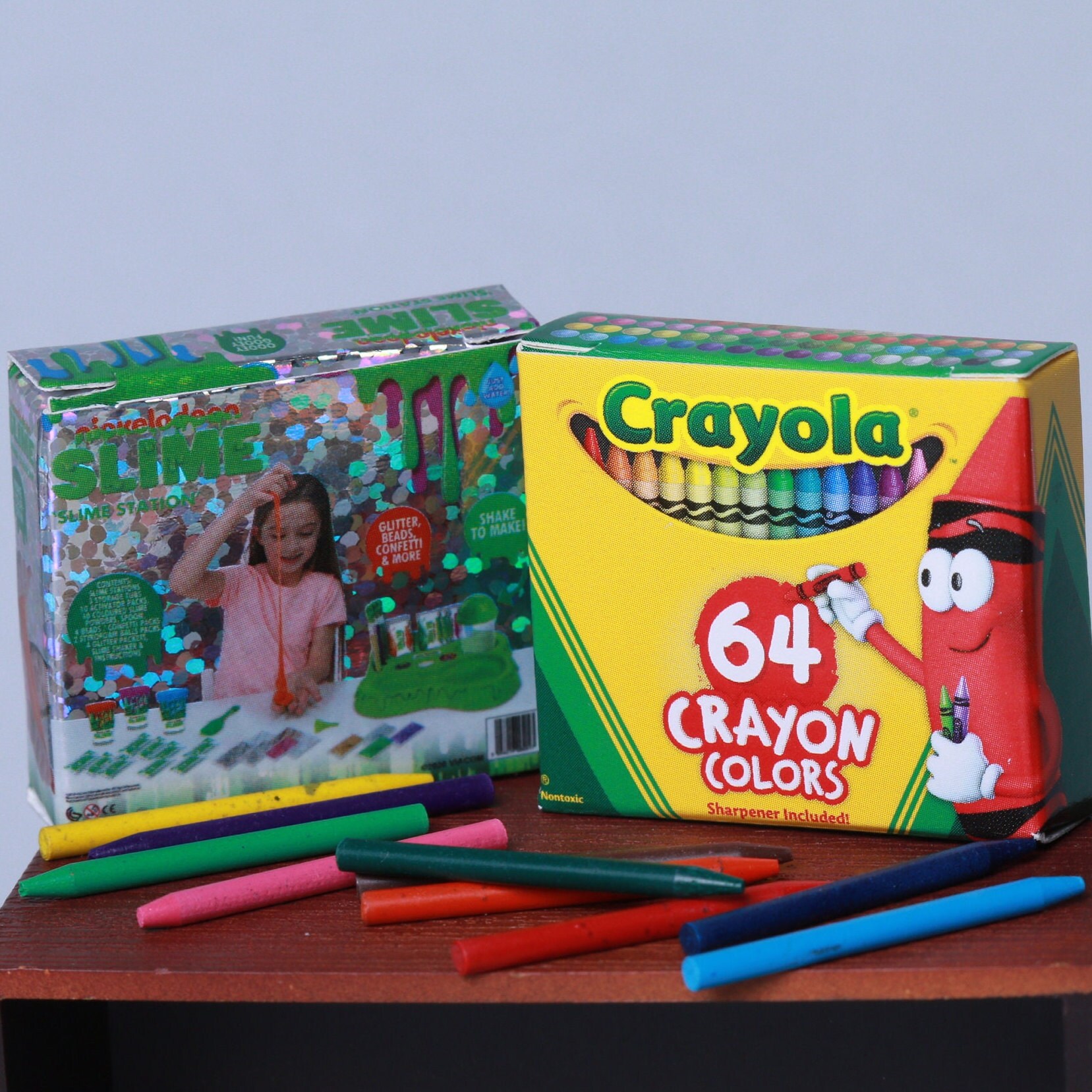 Miniature Crayon Set Dollhouse Miniatures 1:12 1/6 Scale - Etsy