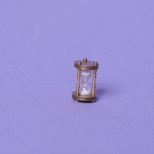 Miniature Hour Glass Timer WORKING Dollhouse Miniature 1:12 - Etsy