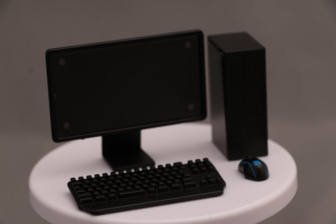 1:12 Scale PC Computer Personal Computer Dollshouse Miniature Keyboard ...