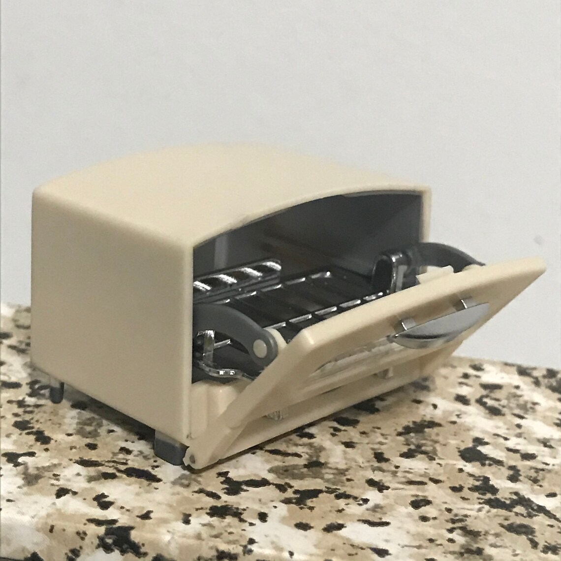 Miniature Toaster Oven Dollhouse Miniatures 1:12 Scale 1/6 - Etsy