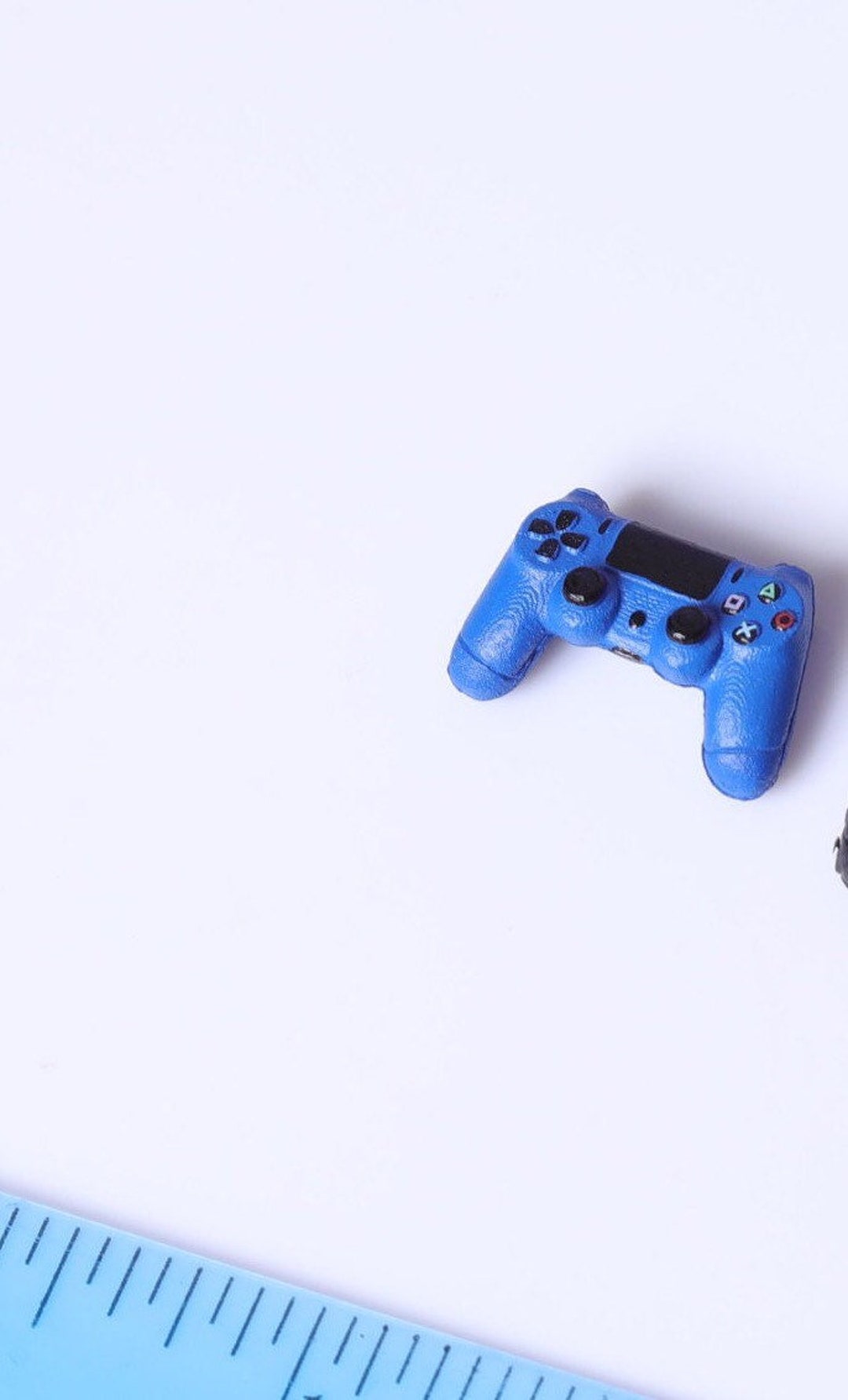 1:12 Scale Video Game Controller Games Room Dollhouse Miniature ...