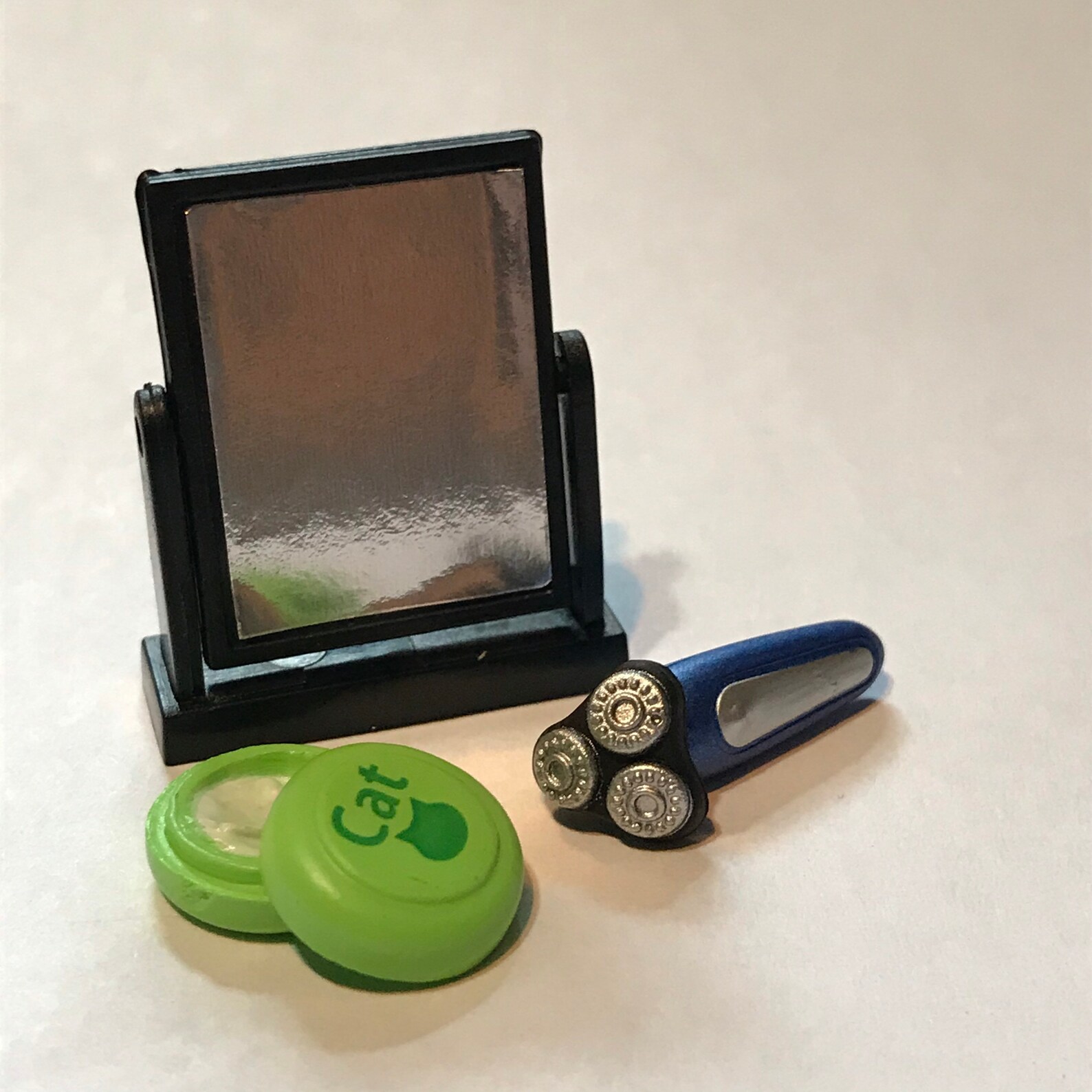 1:12 Scale Shaving Razor Electric Dollhouse Miniature | Etsy