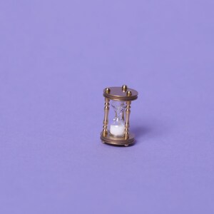 Miniature Hour Glass Timer WORKING Dollhouse Miniature 1:12 - Etsy