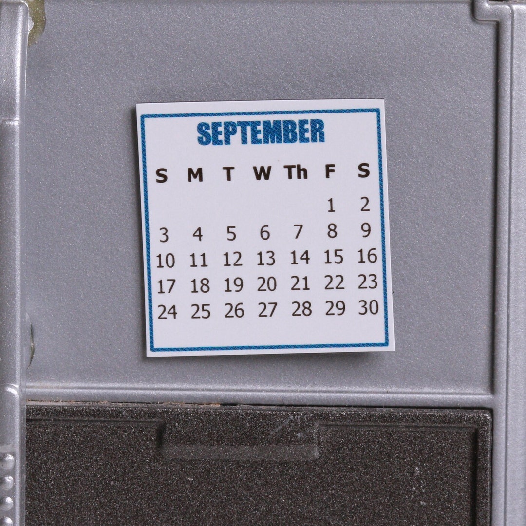 1:12 Scale Dollhouse Miniature Calendar Magnet Fridge Wall Miniatures 1 ...