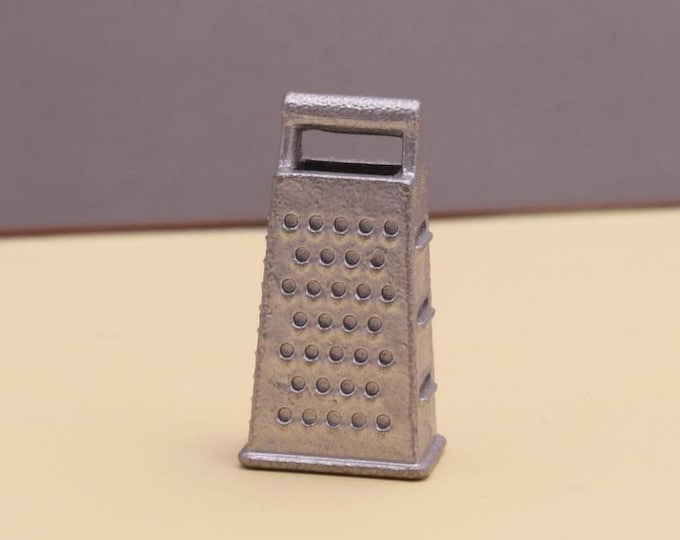1:12 Scale Cheese Grater Dollhouse Miniature Spoons Baking Kitchen - Etsy