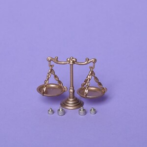 Miniature Weight Scale Antique Style Dollhouse Miniatures 1:12 1/12 ...