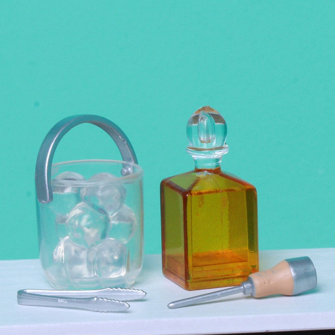 1:12 Scale Whiskey Whisky Ice Bucket Dollhouse Miniature Alcohol Drink ...